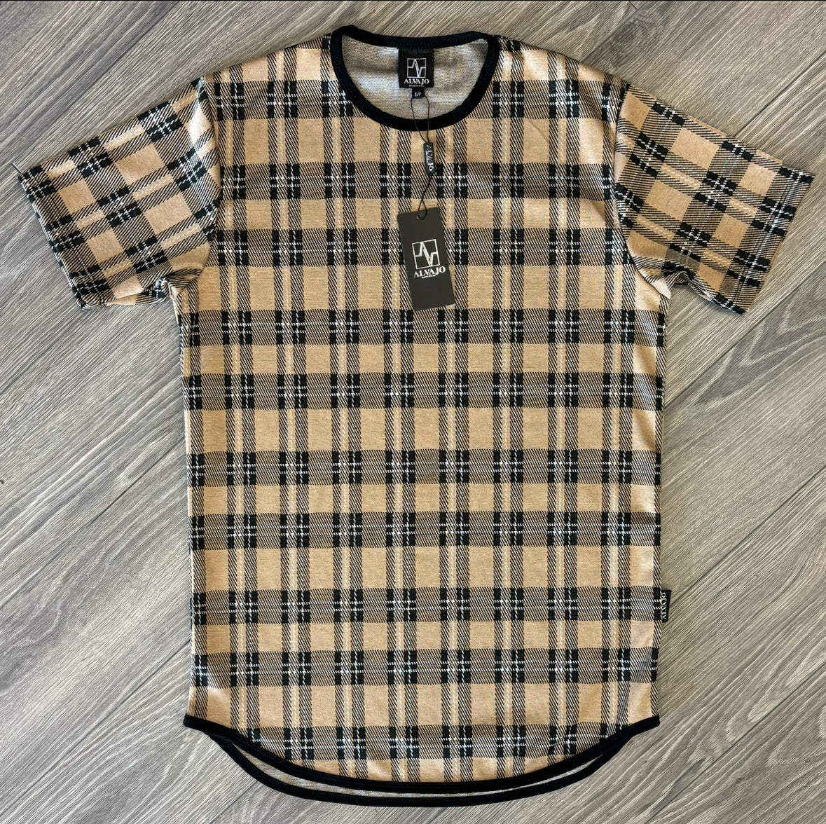 Sand Plaid Tee – Alvajo Clothing